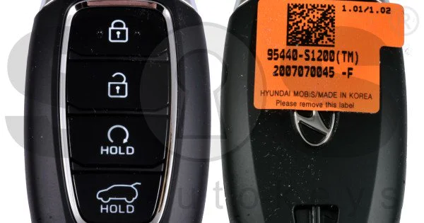 OEM Smart Key for Hyundai Santa-Fe 2018 Buttons:4 / Frequency:433MHz / Transponder: NCF29A ...